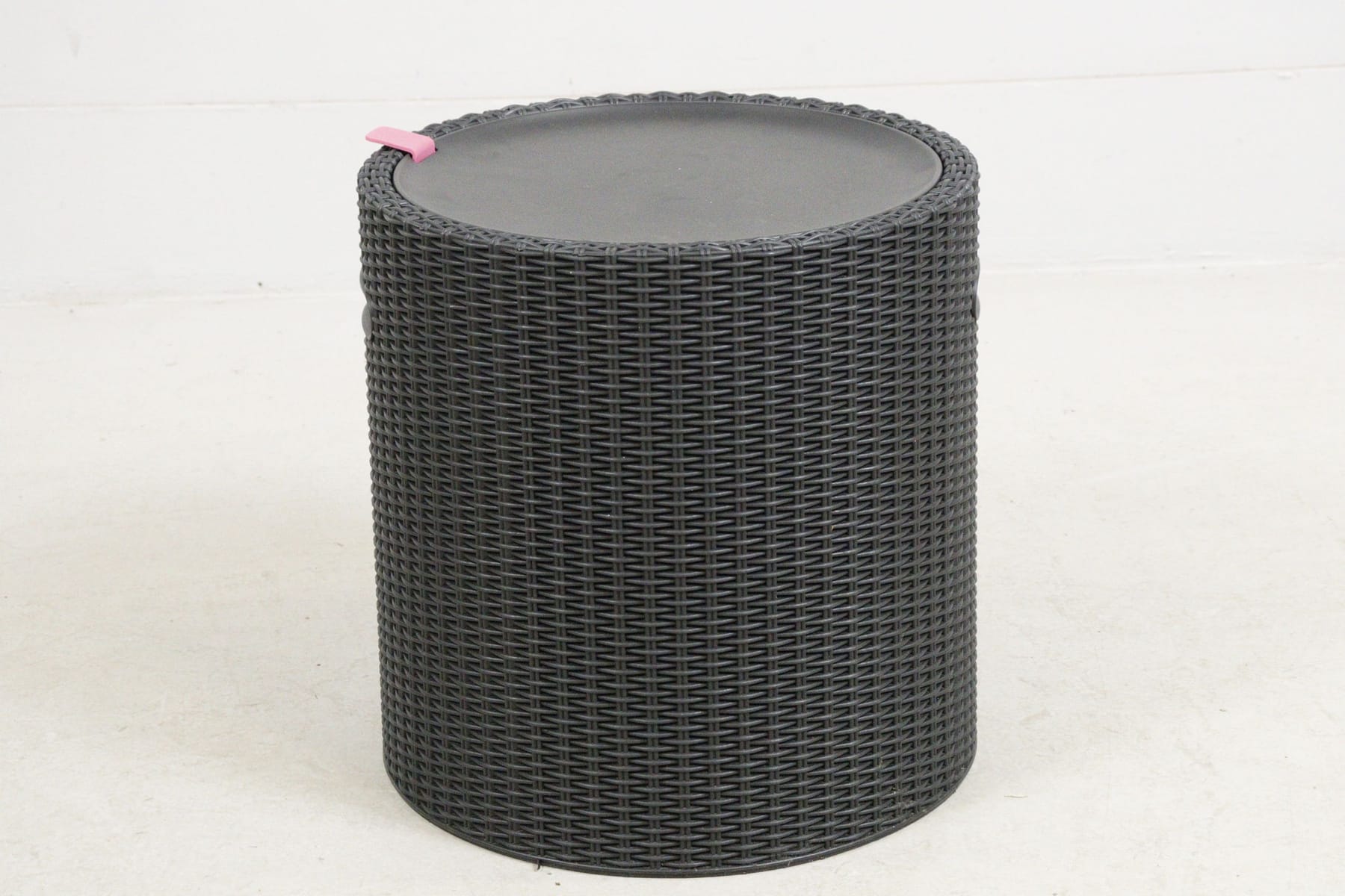 Kylbox/pall, Keter Cool Stool, för utom… | Auktion.se