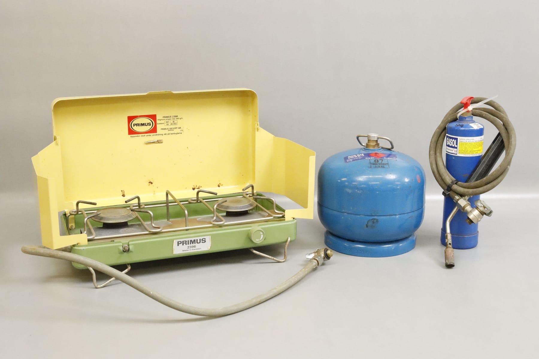 Gasolkök, Primus 2396, med flaska och b… | Auktion.se