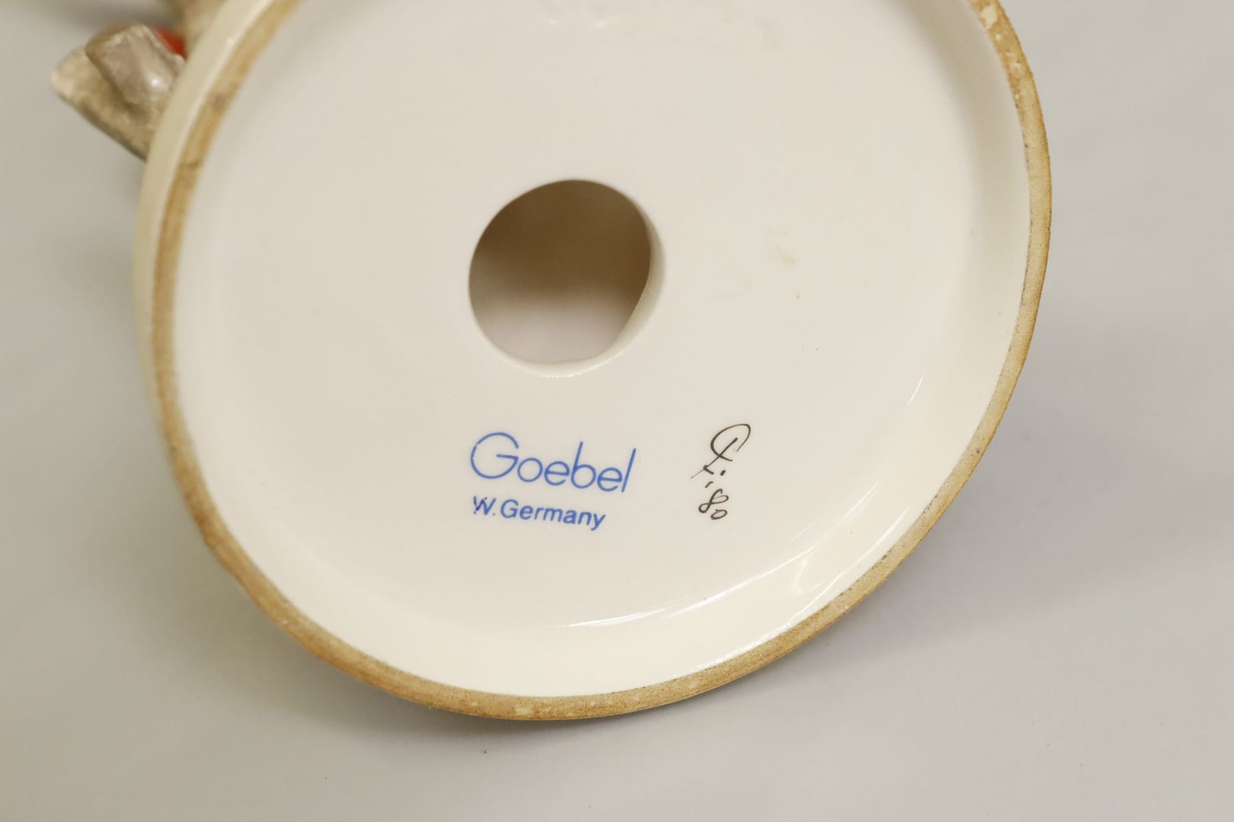 Figurin, Goebel, träd | Auktion.se