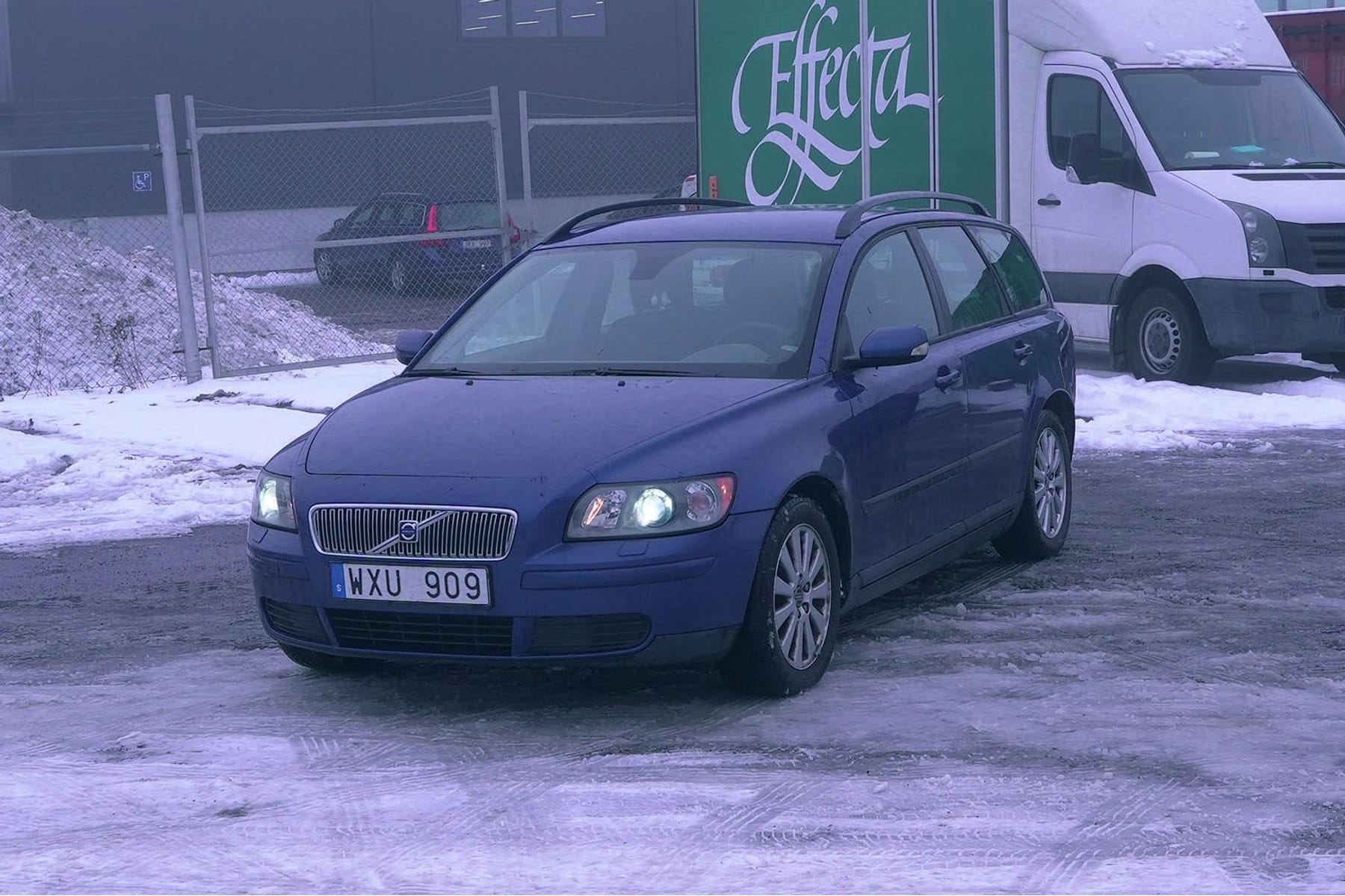 VOLVO V50 Kombi, 2,4 - 2005 | Auktion.se