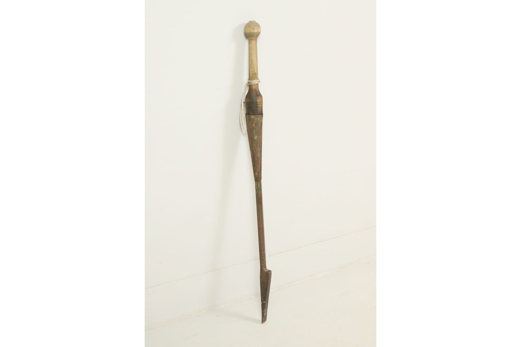 Ispik/hacka, 1800-tal | Auktion.se