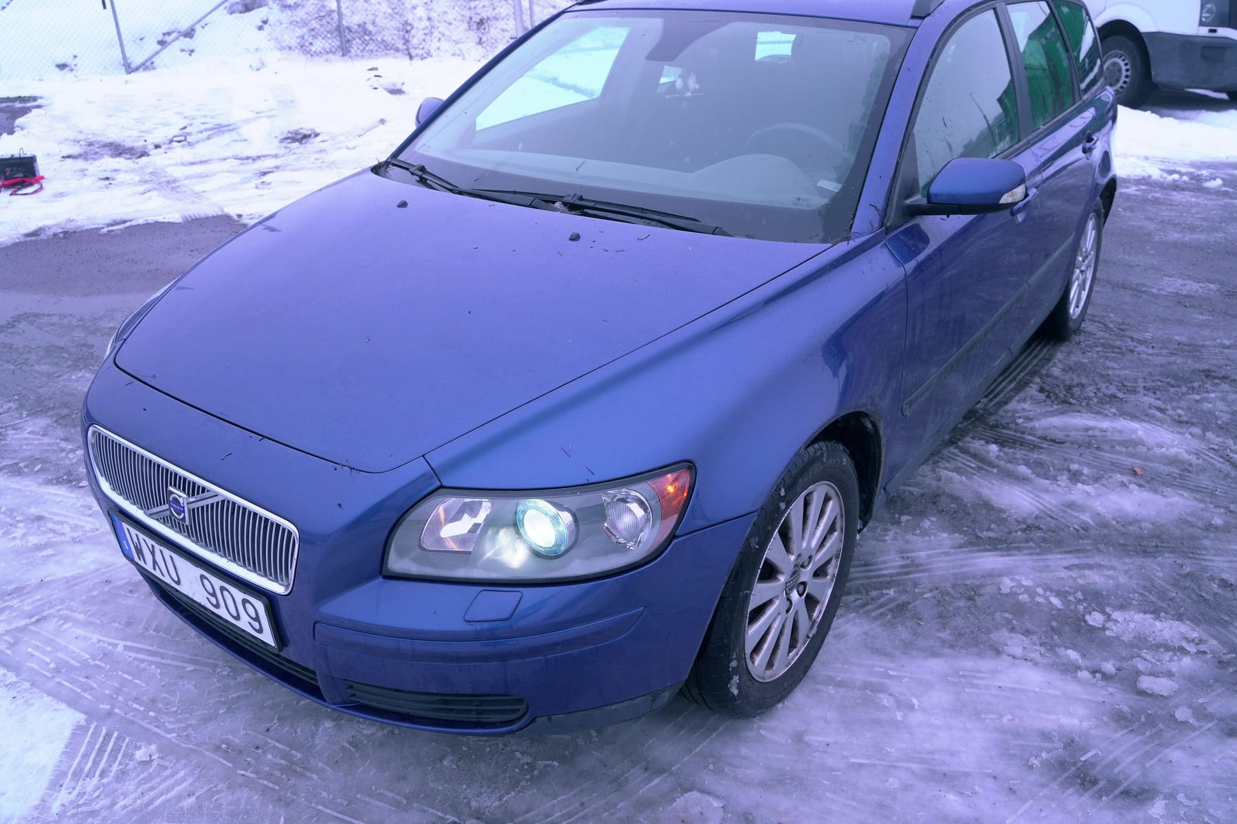 VOLVO V50 Kombi, 2,4 - 2005 | Auktion.se