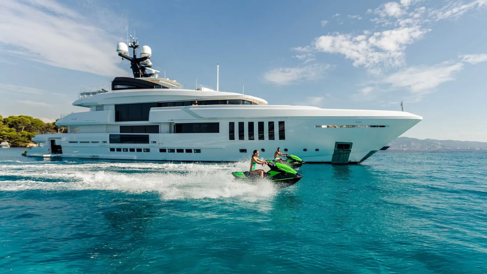 Size Matters: Yacht Gross Tonnage Explained