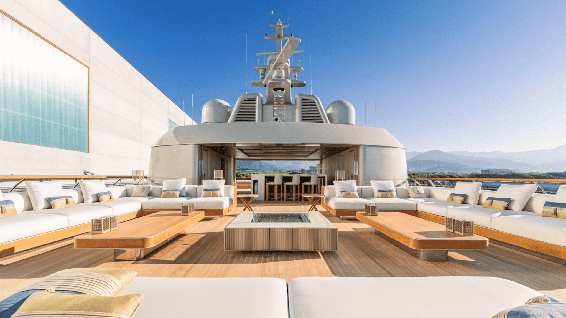 IYC Presents: A Walkthrough of the Admiral 72 by G. Armani The Epitome ...