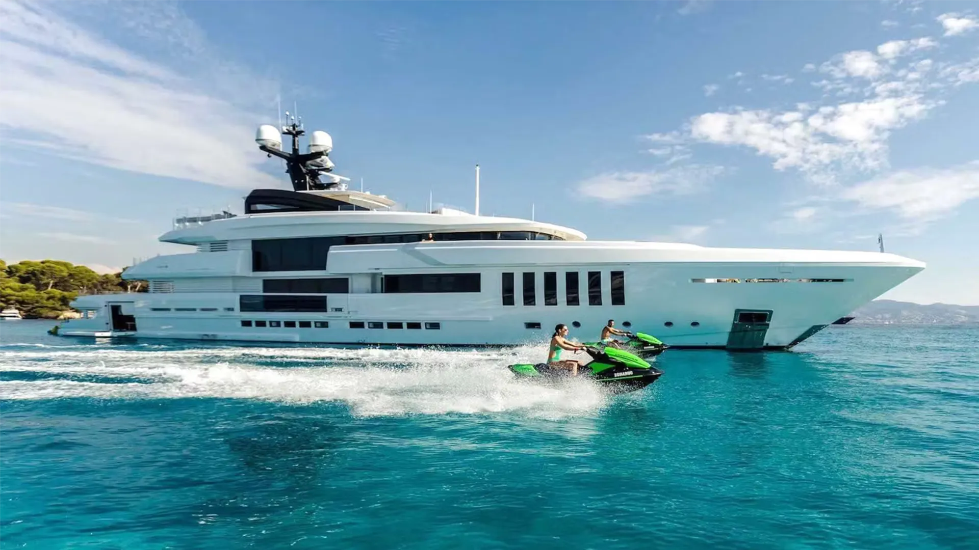 Yacht Types Guide - IYC