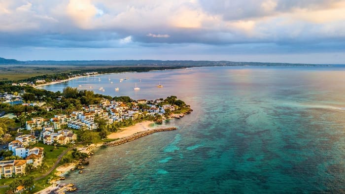 Your 2025 Yachting Guide To The Caribbean’s Most Celebrated Party Spots