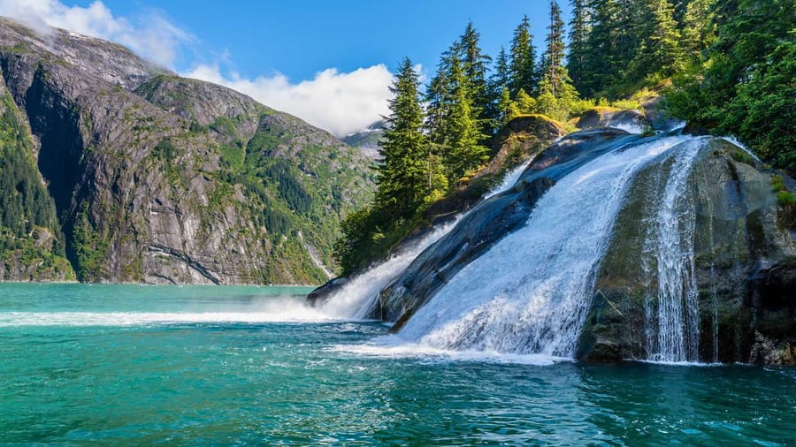 Staying Stateside: USA Summer Yacht Charter Destinations