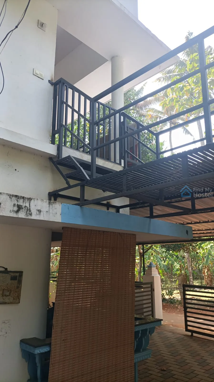 Subina Mahal Affordable men,women's hostels in Thrissur Town ...