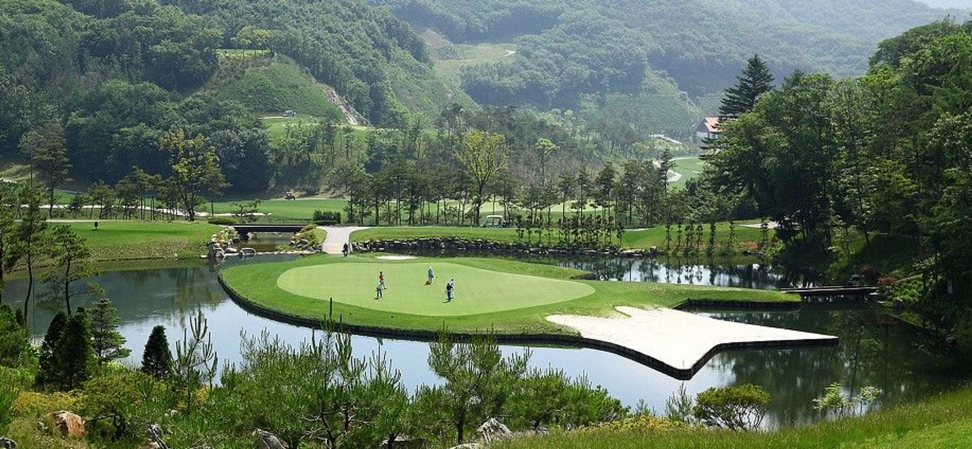 Hidden Valley Golf Club - Golf Course Information | Hole19