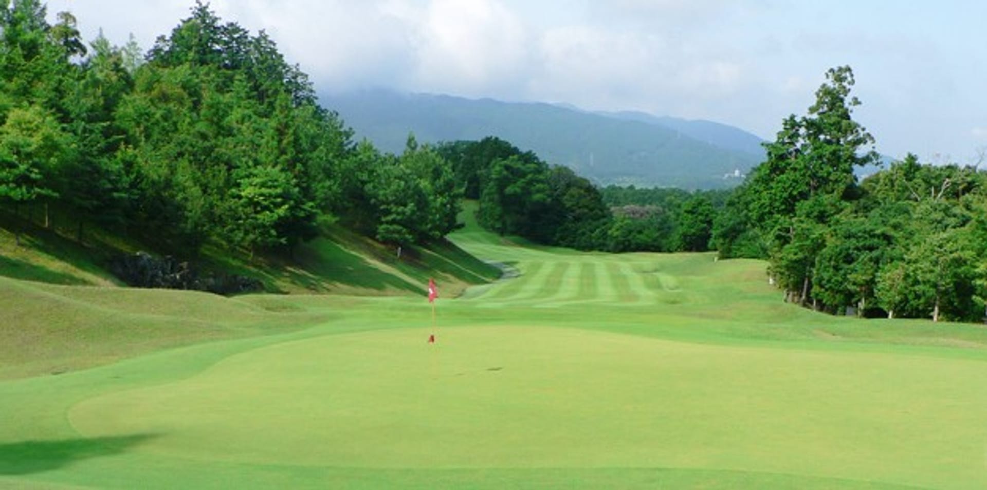 Pine Flat Golf Club - Golf Course Information | Hole19