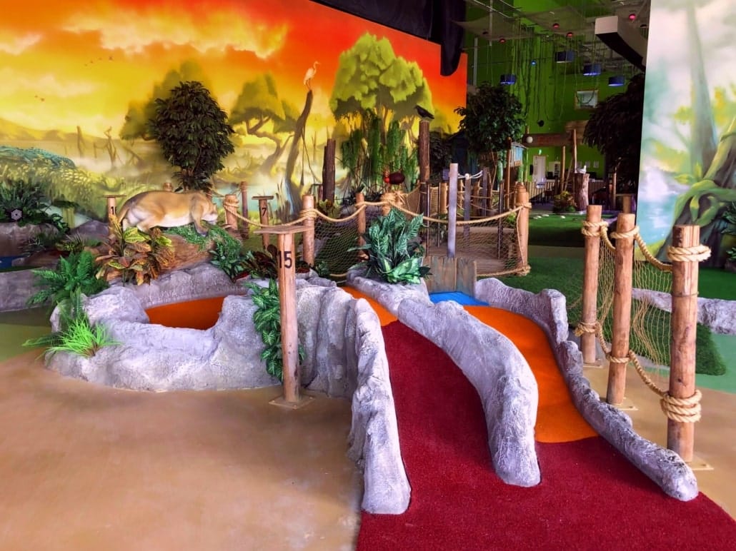Buy a mini golf course | We build your mini golf course | Manufacturer