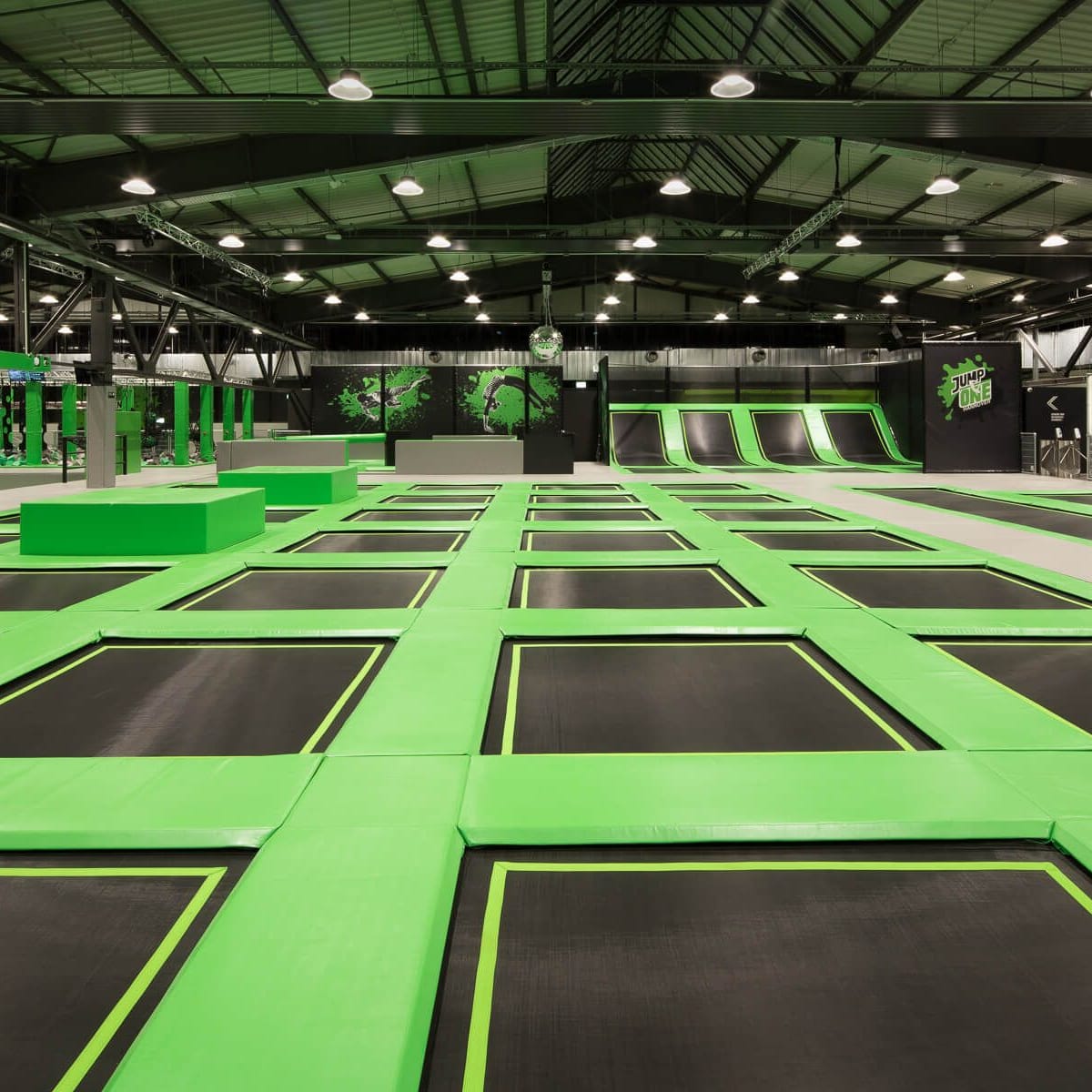 World of Jumpers & Jumpers Kids World Trampoline Park