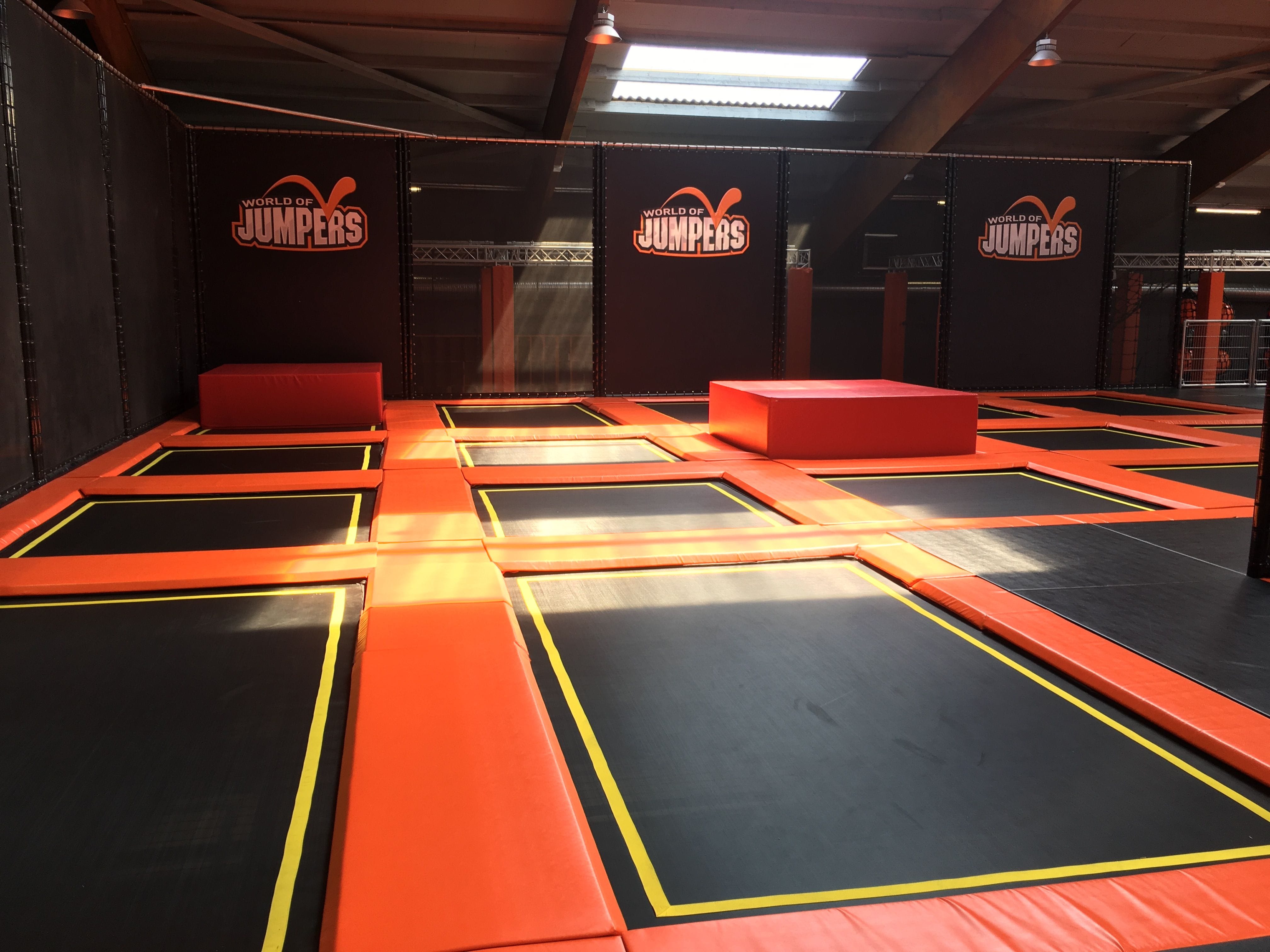 World of Jumpers & Jumpers Kids World Trampoline Park