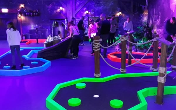 Glow 'N Golf, stunning black light mini golf for your business
