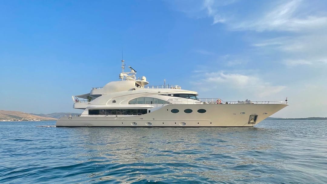 LOTUS Yacht for Charter - IYC