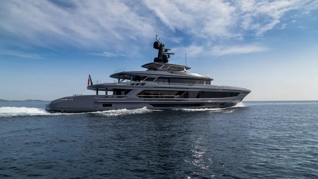 AKULA Yacht for Charter - IYC