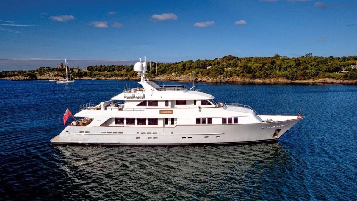 MAMAMIA Yacht for Sale - IYC