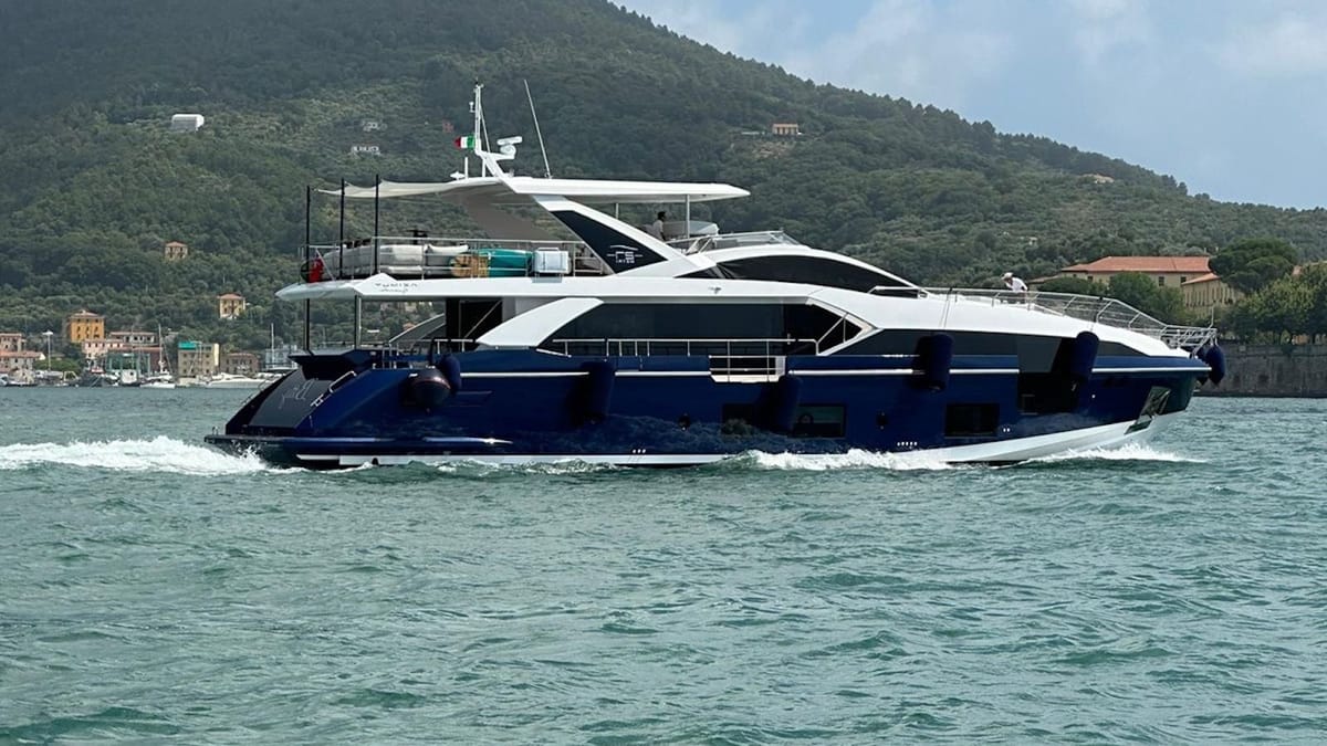 BETTY Yacht for Sale - IYC