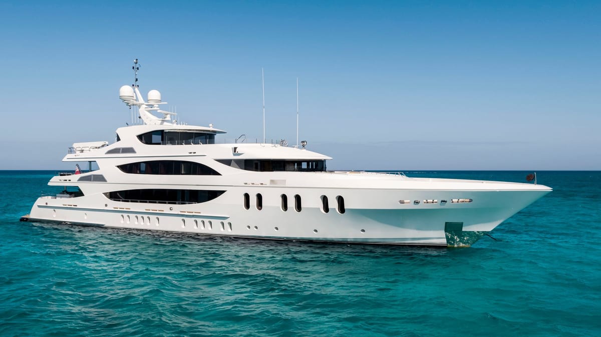 ELIS ET MAR Yacht for Charter - IYC