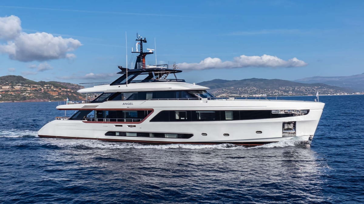 ANGEL Yacht for Charter - IYC