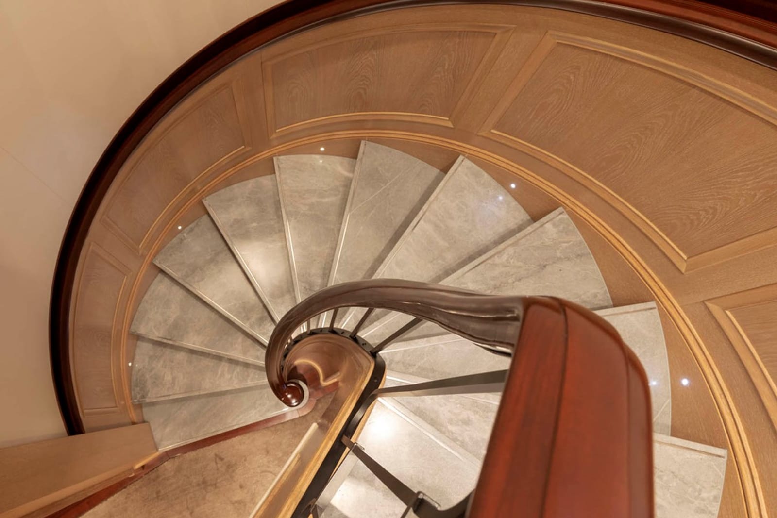 FABULOUS CHARACTER Yacht for Charter - IYC