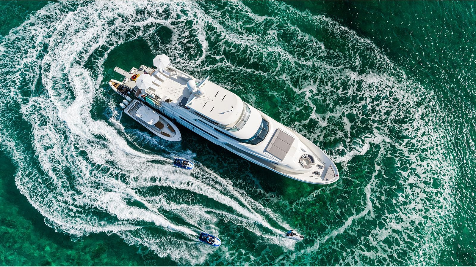 KEMOSABE Yacht for Charter - IYC