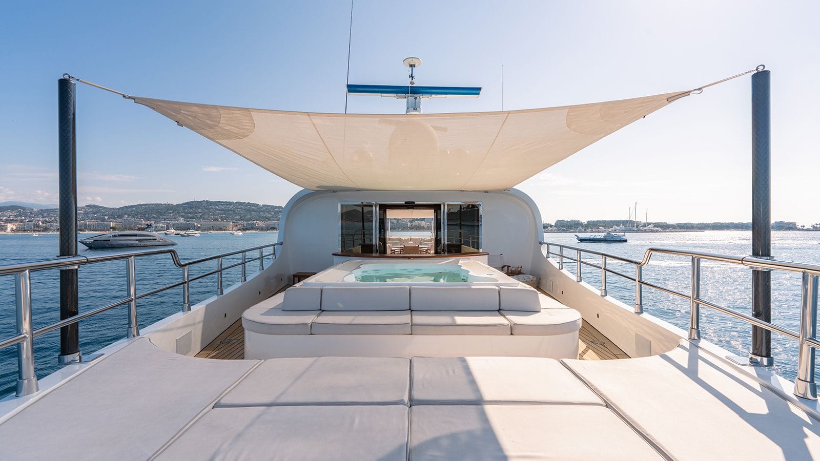 LOTUS Yacht for Charter - IYC