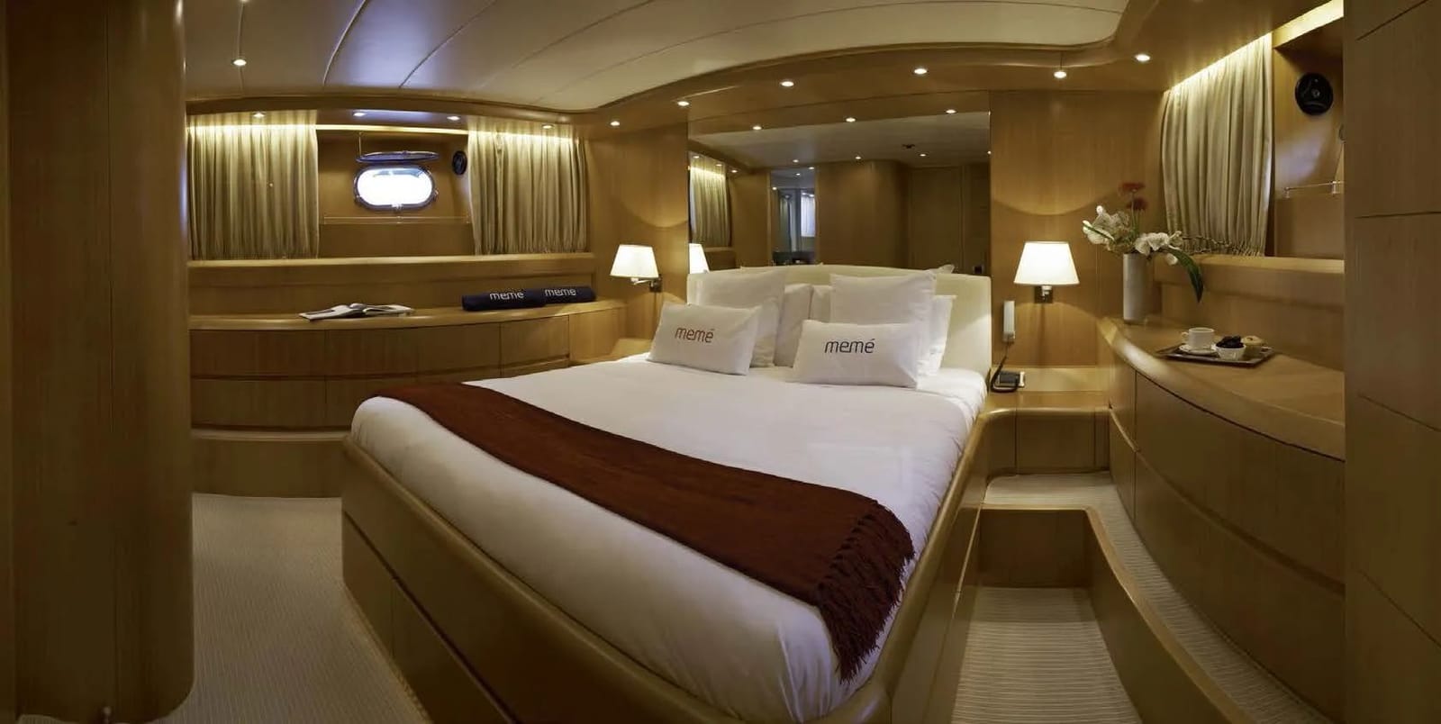 MEME Yacht for Charter - IYC