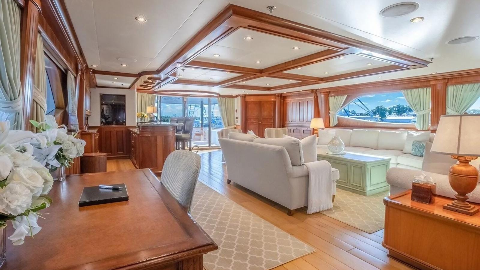 MISS STEPHANIE Yacht for Sale - IYC