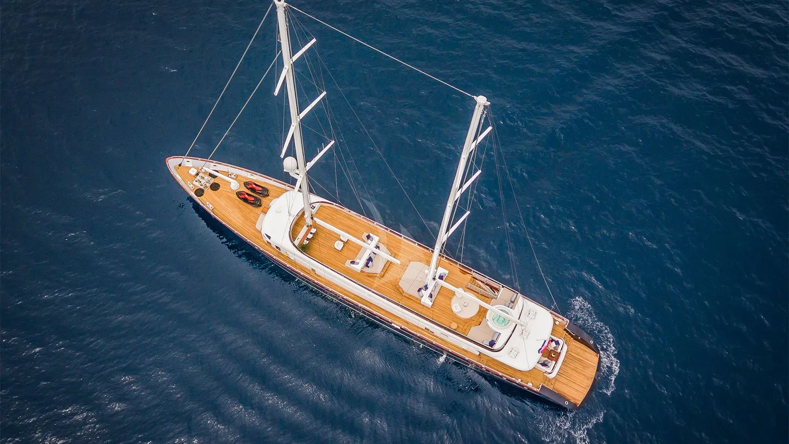 CLASE AZUL Yacht for Sale - IYC