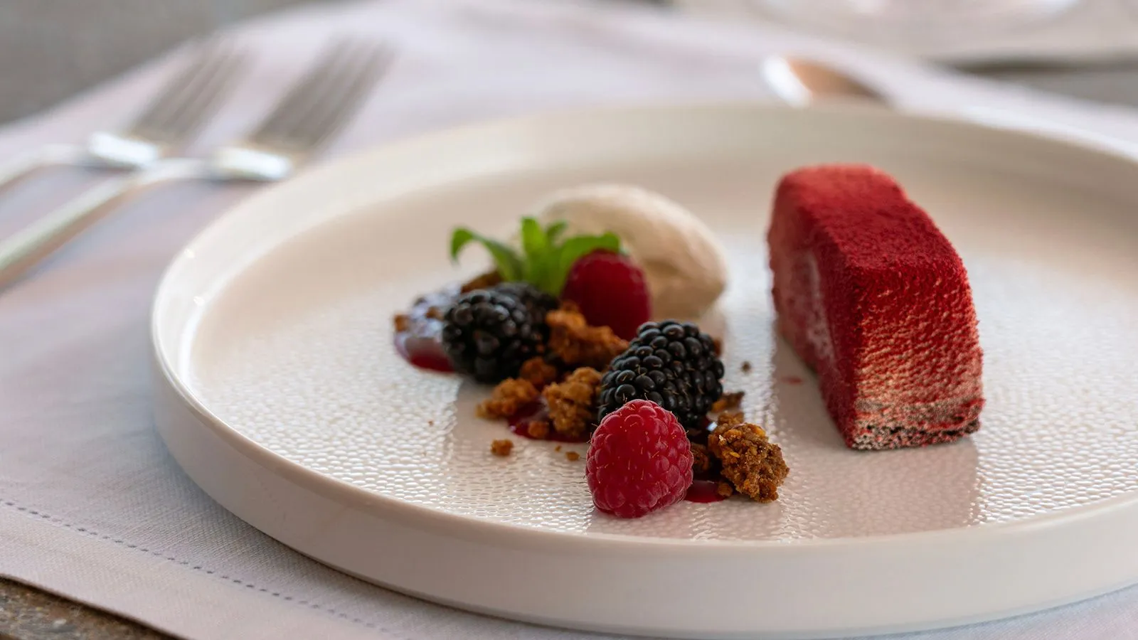 Tirea Yacht for Charter - IYC