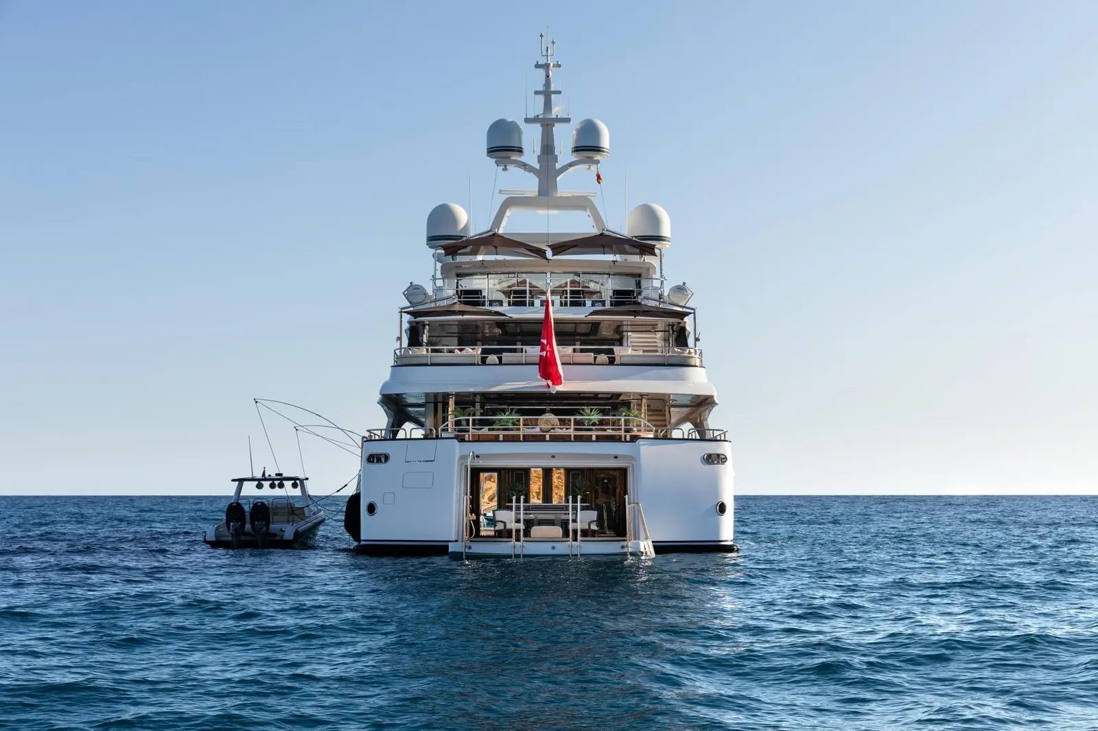 ILLUSION V Yacht for Charter - IYC