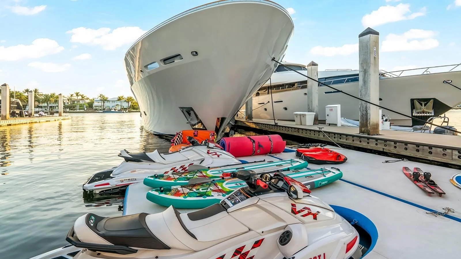 MISS STEPHANIE Yacht for Sale - IYC