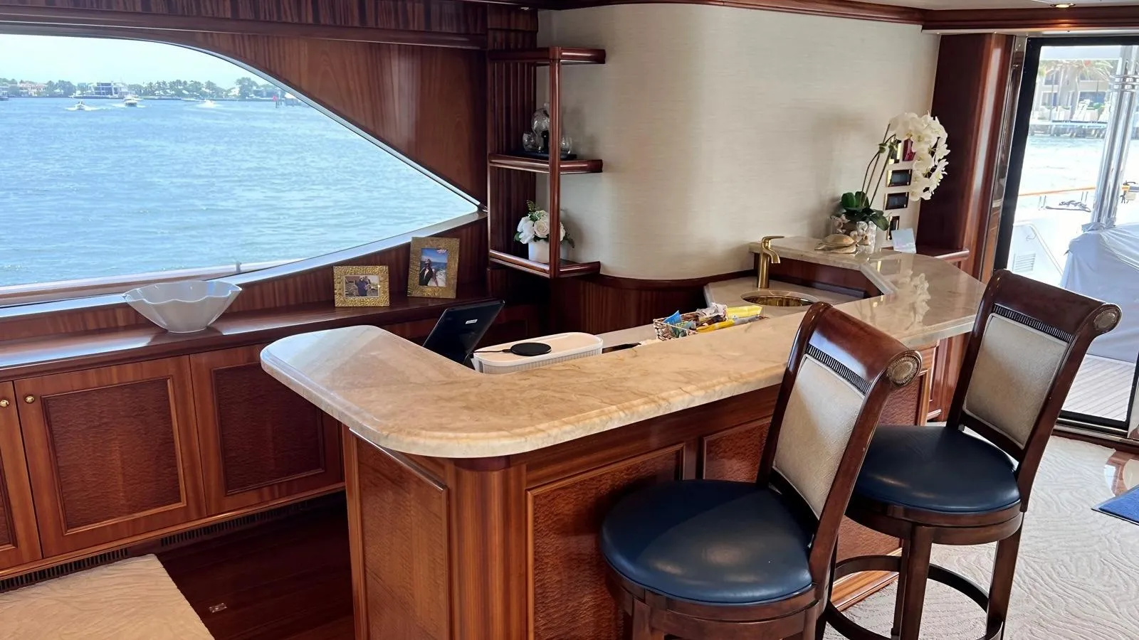 MISS STEPHANIE Yacht for Sale - IYC