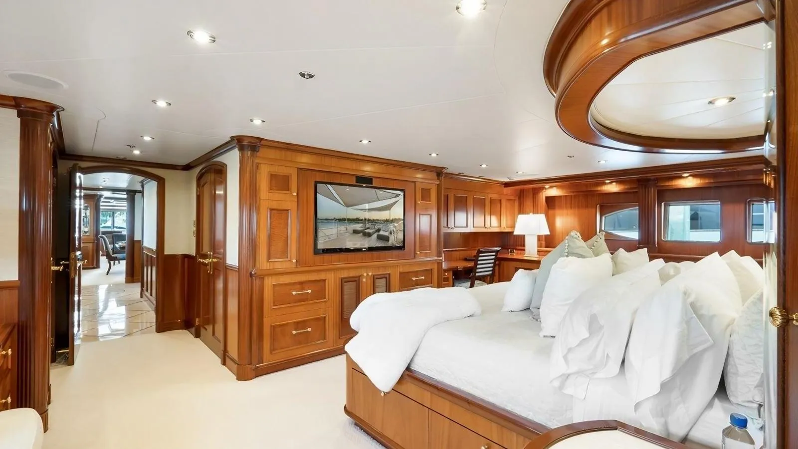 MISS STEPHANIE Yacht for Sale - IYC