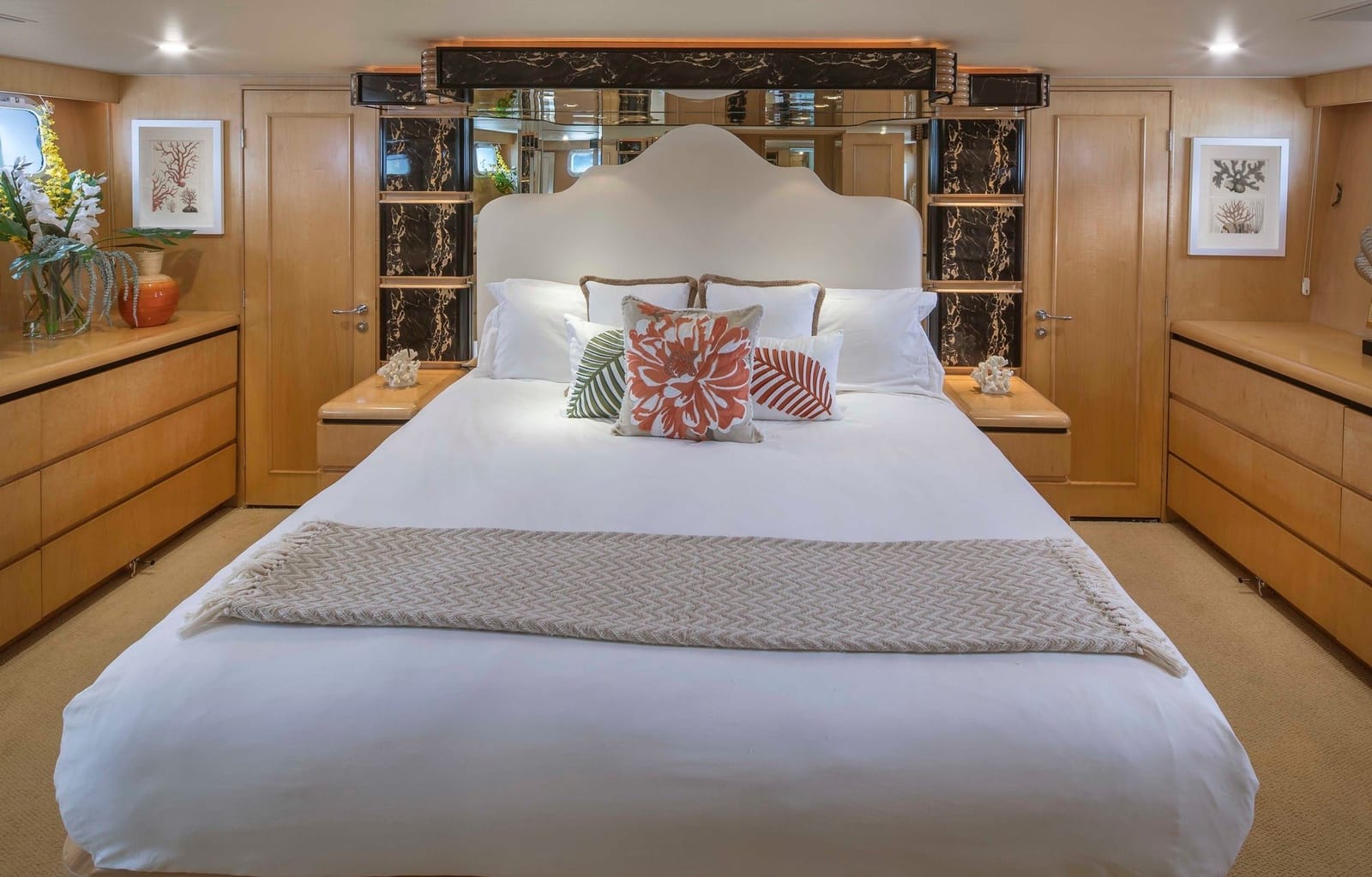 ALEXANDRA JANE Yacht for Charter - IYC