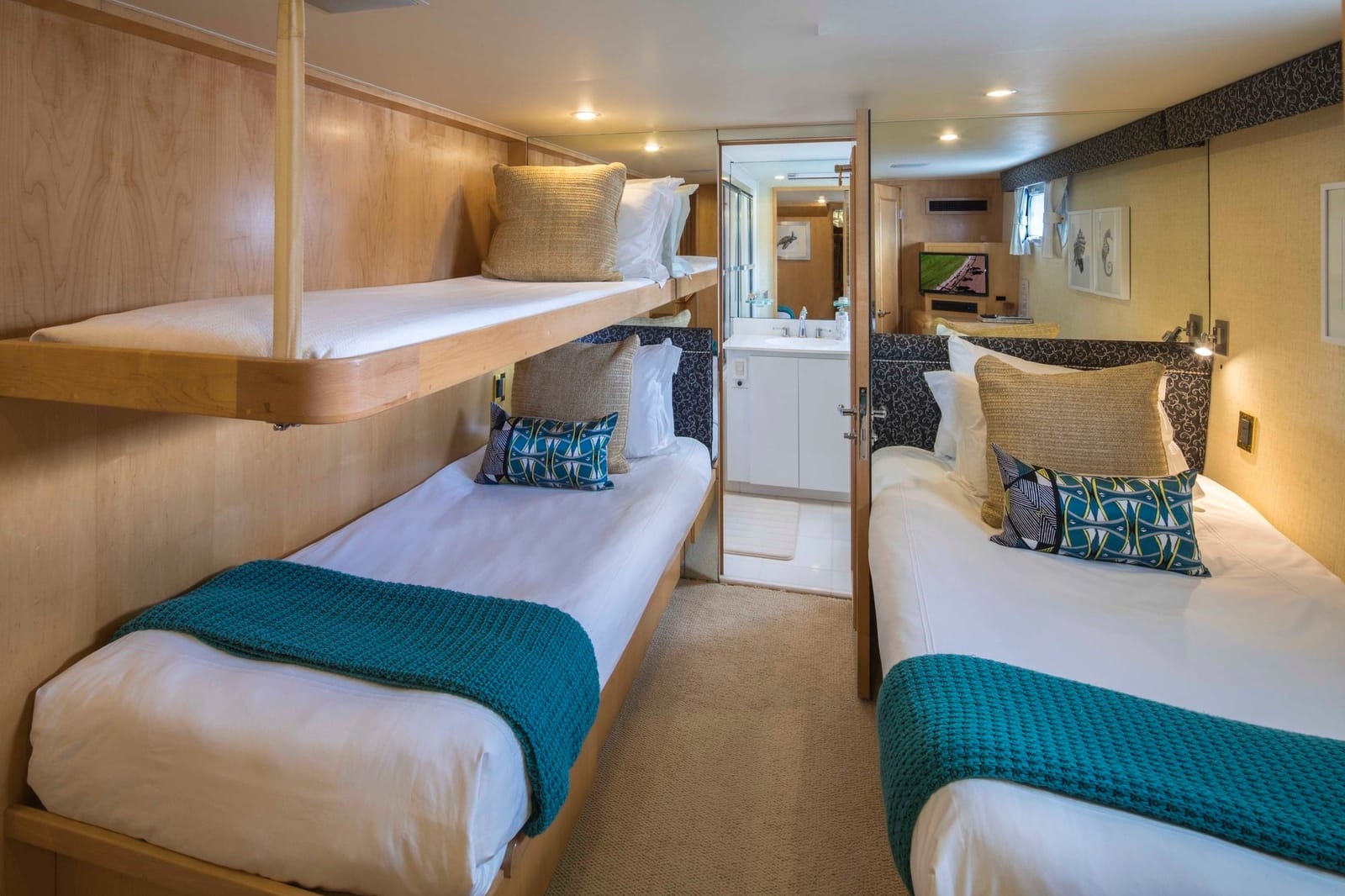 ALEXANDRA JANE Yacht for Charter - IYC