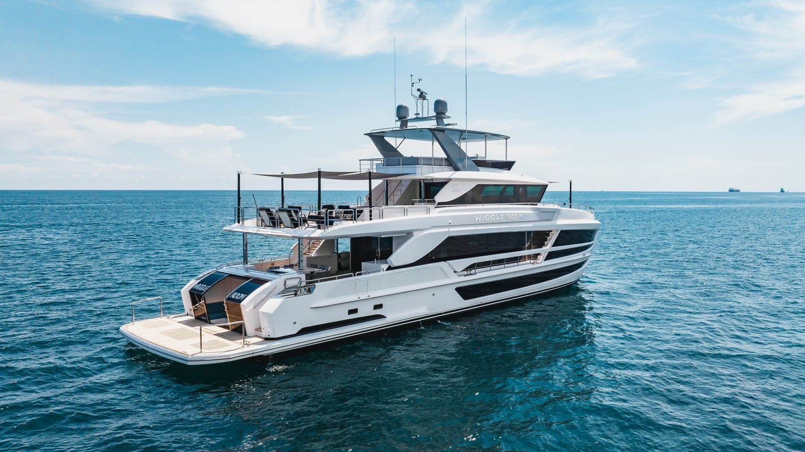 WIGGLE ROOM Yacht for Sale - IYC