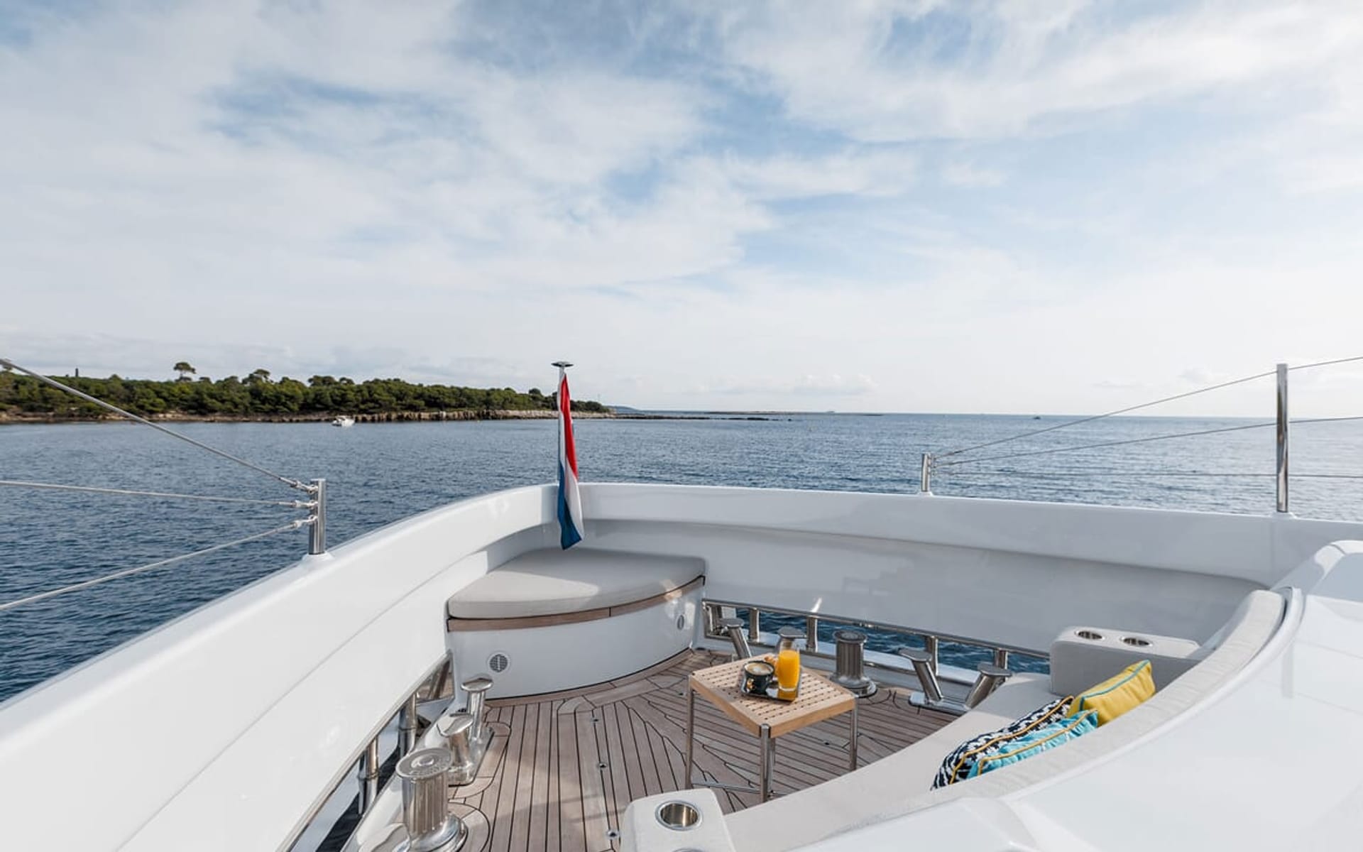 JOSEPHINE Yacht for Charter - IYC