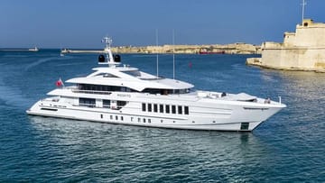 IYC Yachts | Luxury Yachting Worldwide