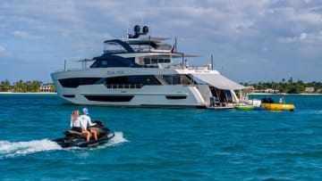 BOA VIDA Yacht for Charter - IYC