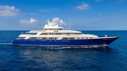IYC Yachts | Luxury Yachting Worldwide