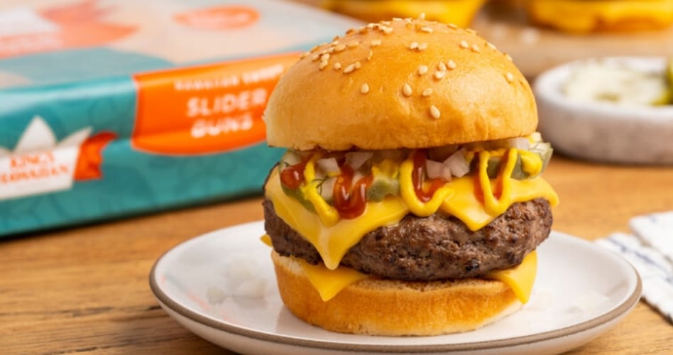 Foodservice portfolio of high-quality bread— King's Hawaiian® Foodservice