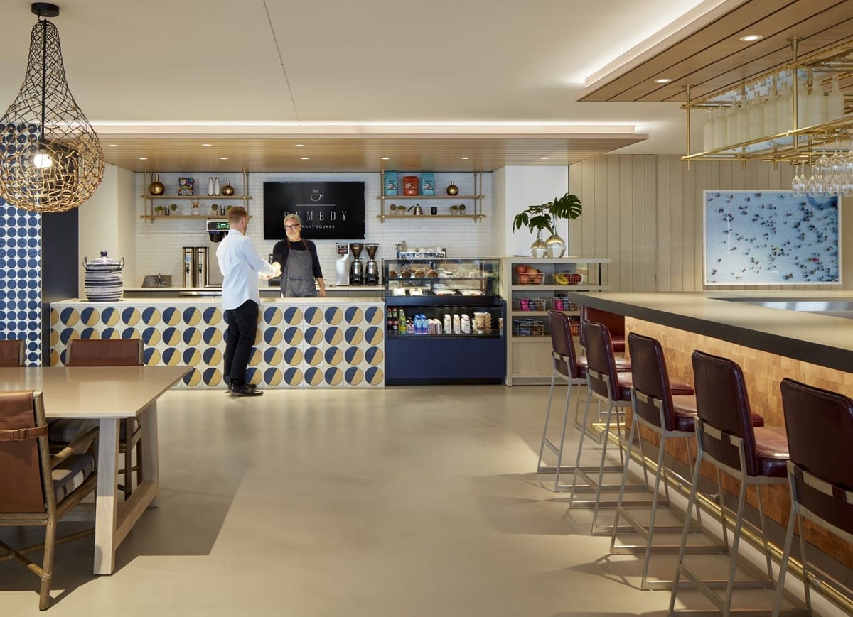 Aon Center Amenity Floor | Schuler Shook