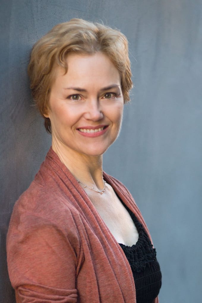 Julie Wright | Author | Scribe