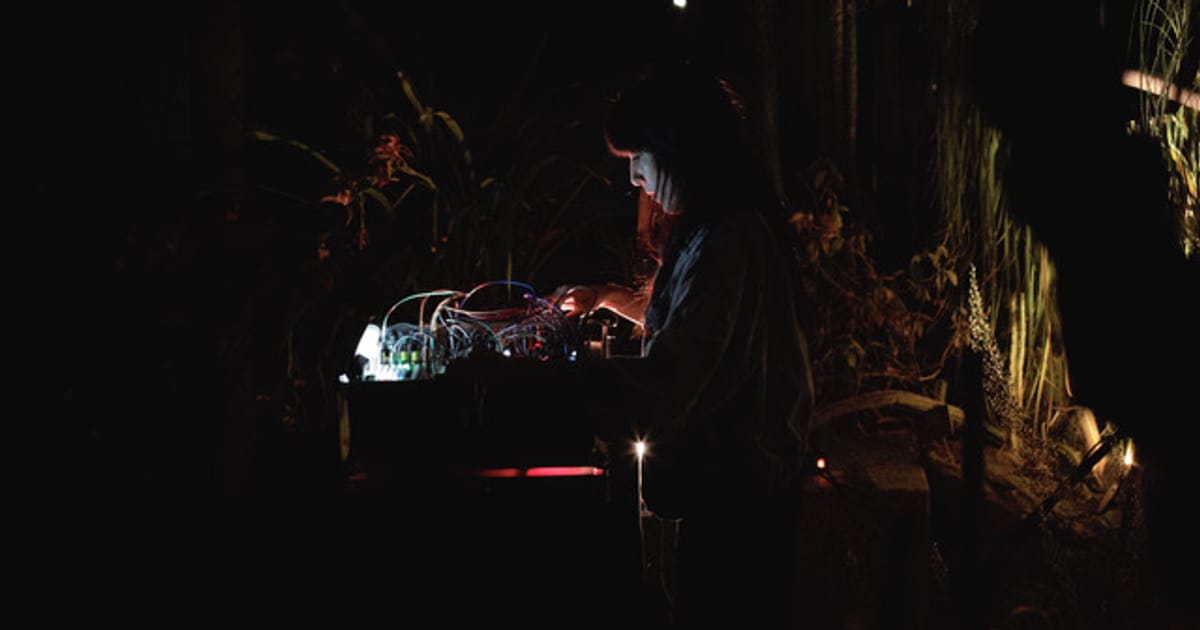 Annie Aries | SONIC MATTER